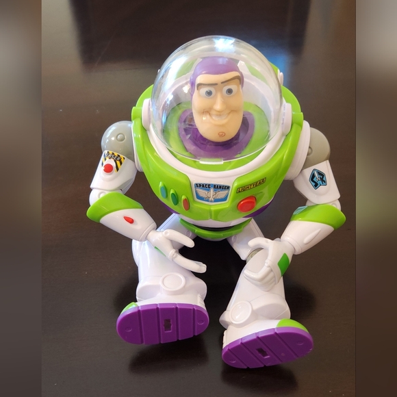 Disney | Toys | Disney Buzz Lightyear Action Figure Green White Purple ...